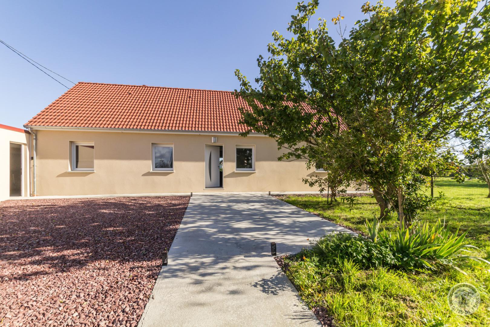 Location Gîte à Vesly Manche, Gîte G1187